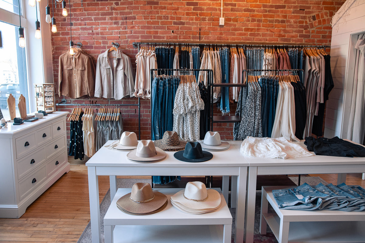 White Barn Designs Co.